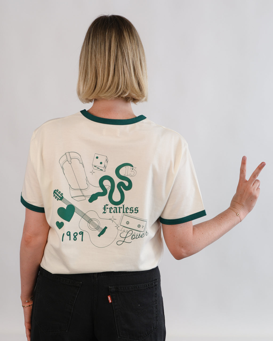 Products – Chats & Reacts